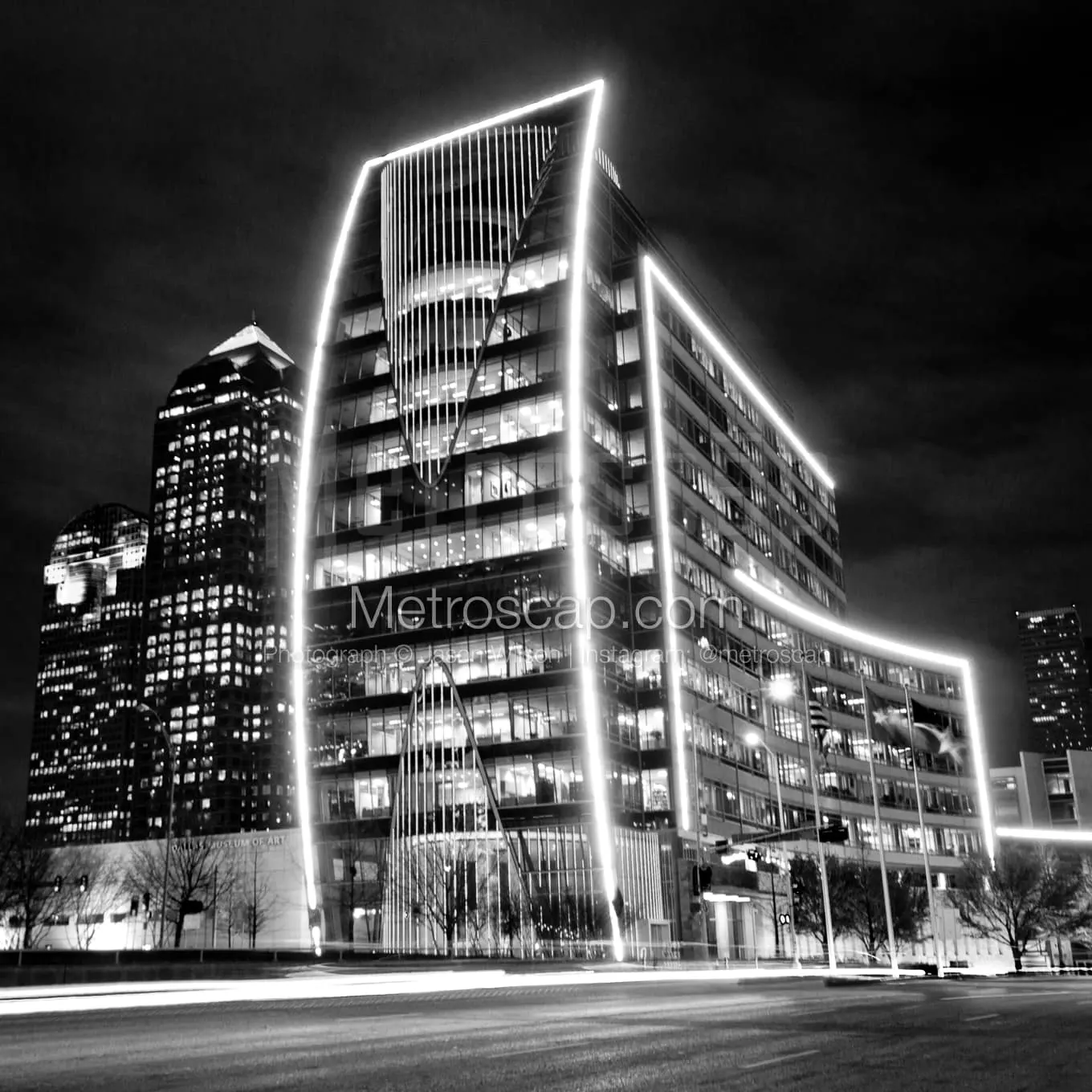 Dallas Pictures Black and White: The Hunt Building in Downtown Dallas