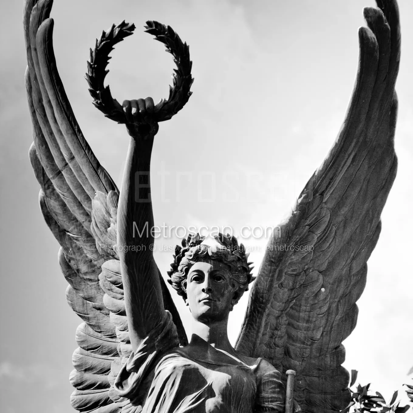 Confederate Soldiers Memorial Statue Black and White