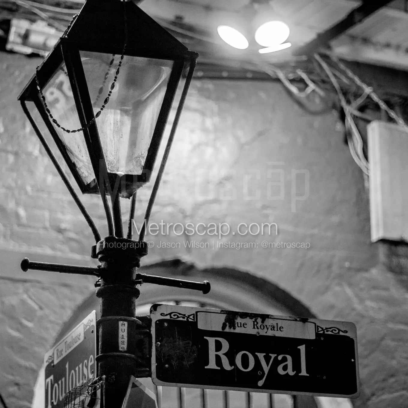 French Quarter Lamp Post Black and White