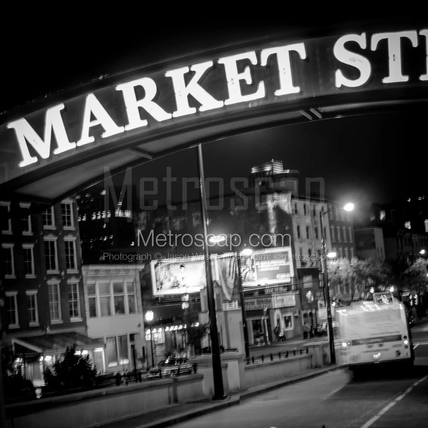 Philadelphia Photography Black and White: The Market Street Sign