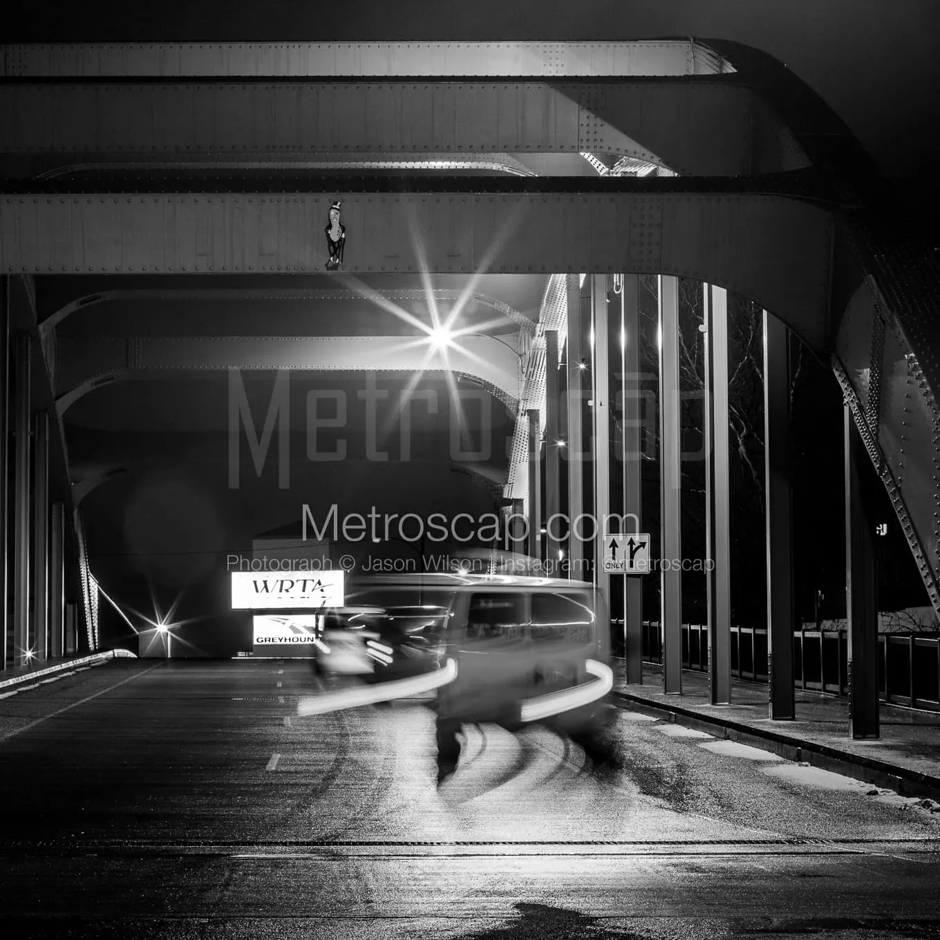 Youngstown Photos Black and White: The Youngstown Spring Commons Bridge